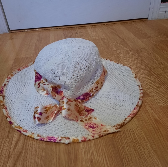 Accessories | Floral Sunshine Straw Hat | Poshmark